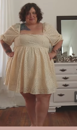 Corissa Enneking / fatgirlflow and Juliana "J" Aprileo ...